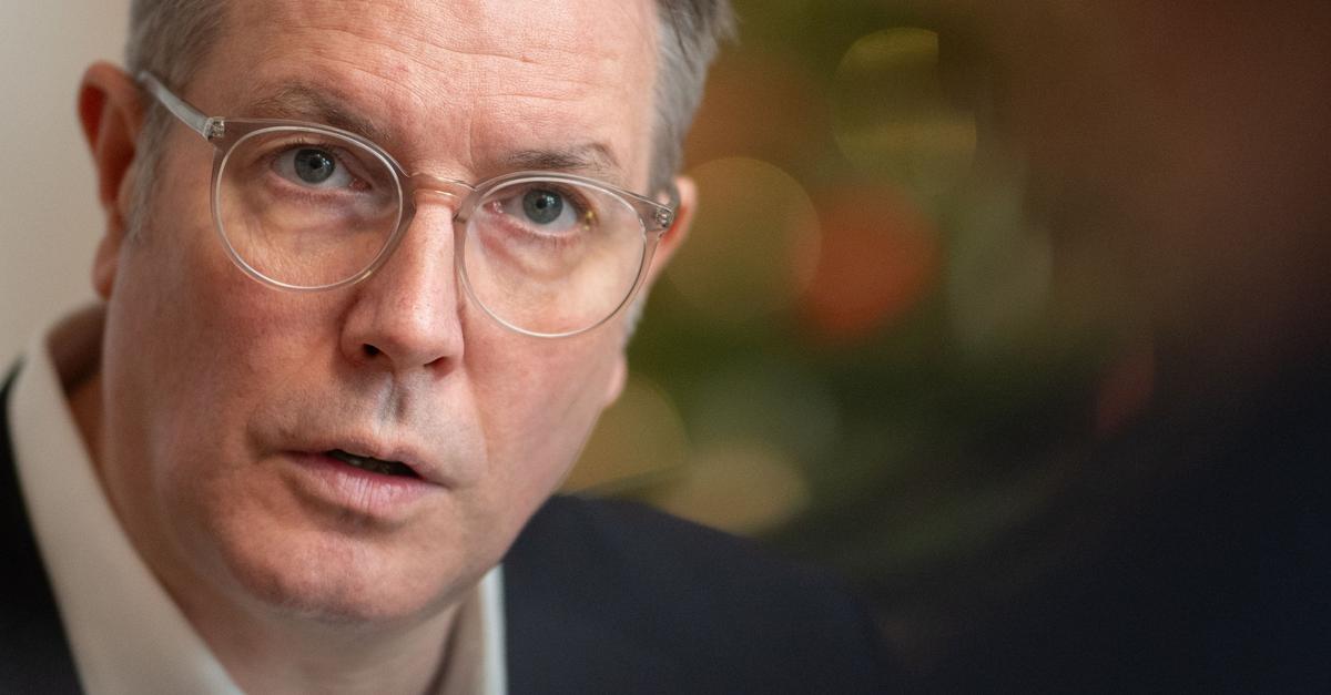 Schweitzer fordert Haft für kriminelle Ausreisepflichtige